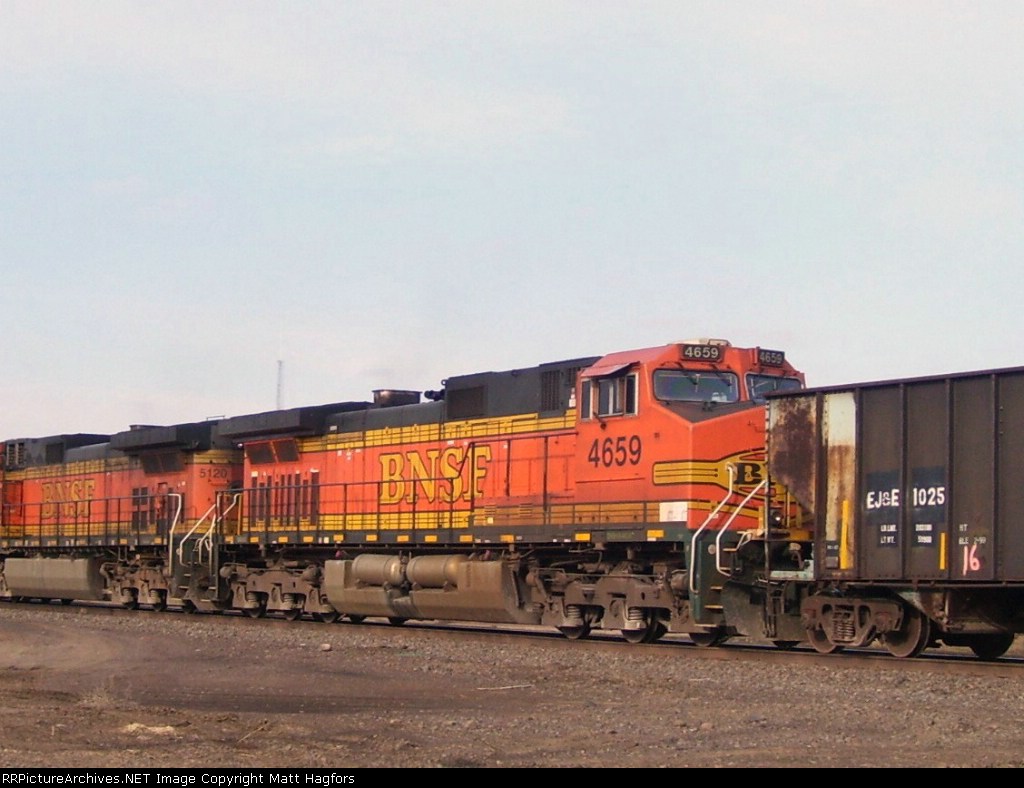 BNSF 4659